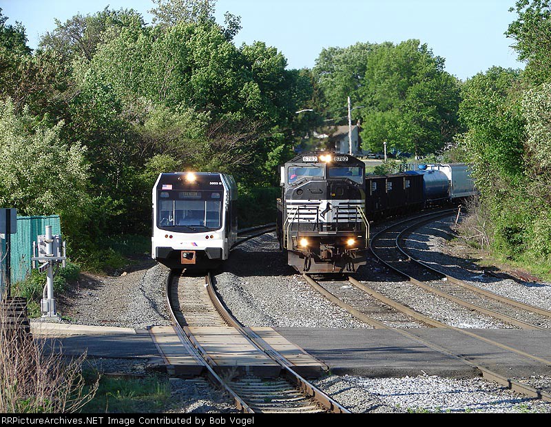 NJT 3503 & NS 6782